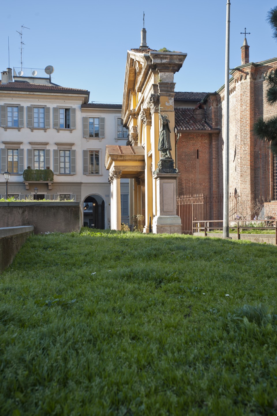 5VIE - Chiesa di Santa Maria Podone